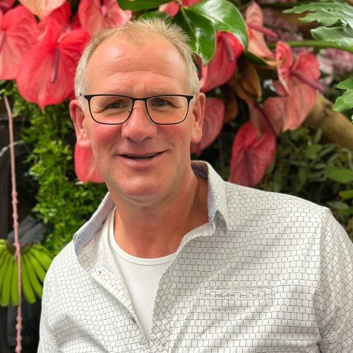 Flower Parade Rijnsburg – Een rijdend bloemen theater